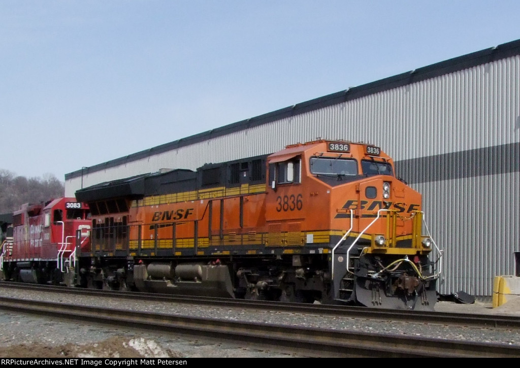 BNSF 3836